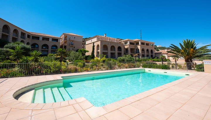 Appart Avec Piscine à Ile Rousse - L'Île-Rousse