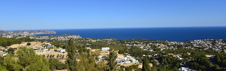 沉醉地中海，等太阳晒醒 - Calp