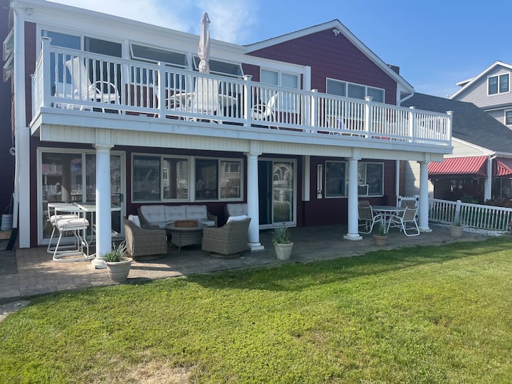 Cozy Coastal Getaway - Ocean City, NJ