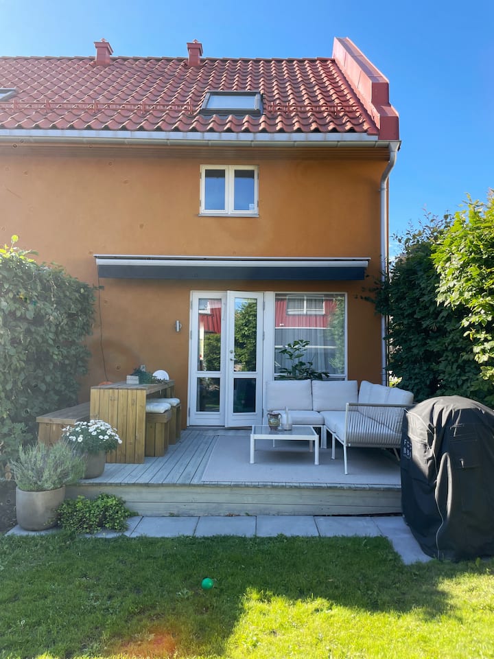 Leilighet Med Hage Idyll - Oslo