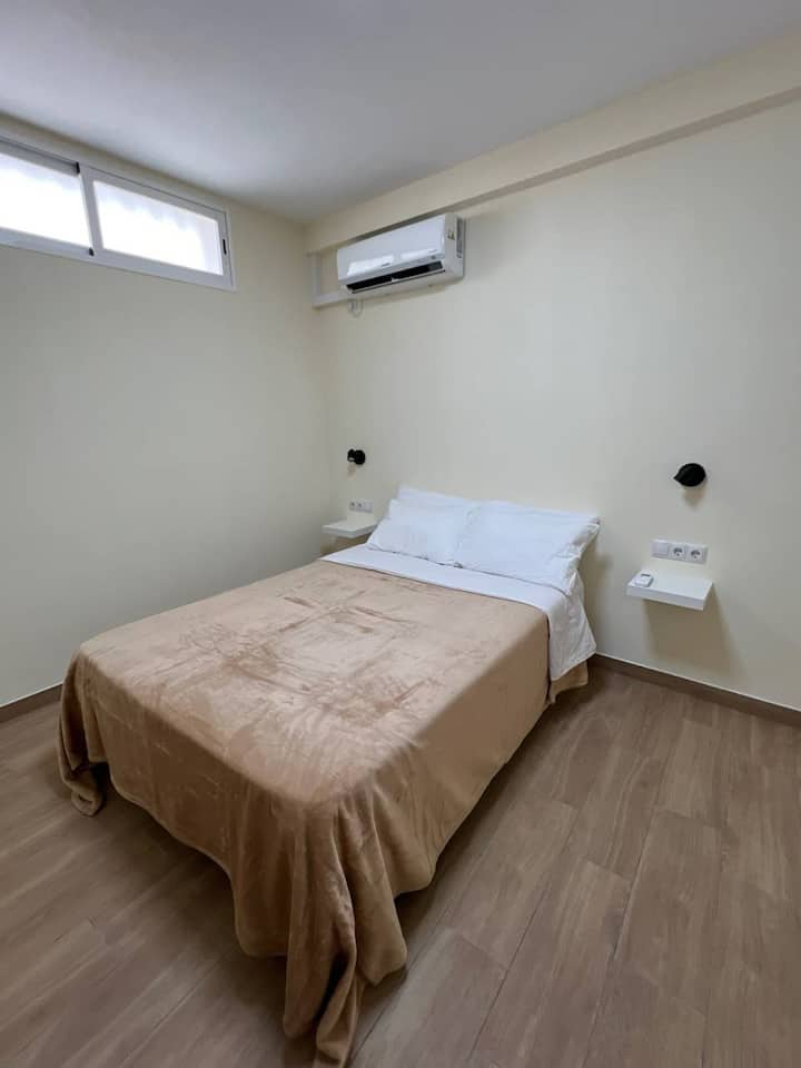 Private Room Ensuite In Cullera - Favara