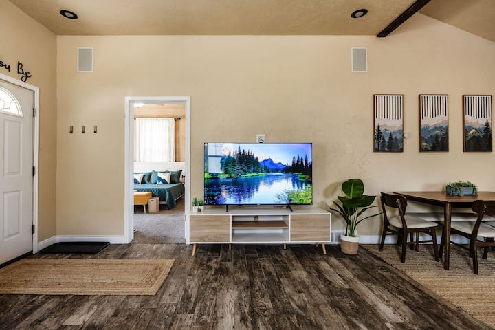 Mountain Air Dream Home - 로건