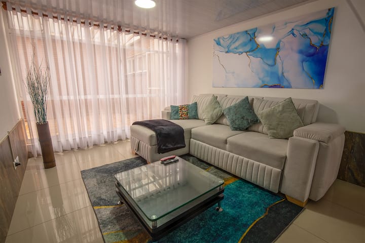 •Linda Casa En Embajada,corferias,aeropuerto,ágora - Bogota