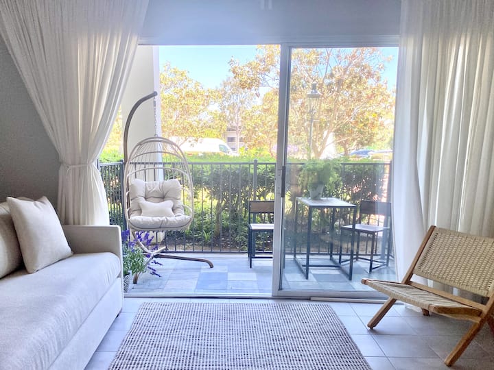 Coastal Getaway - Newport Beach, CA