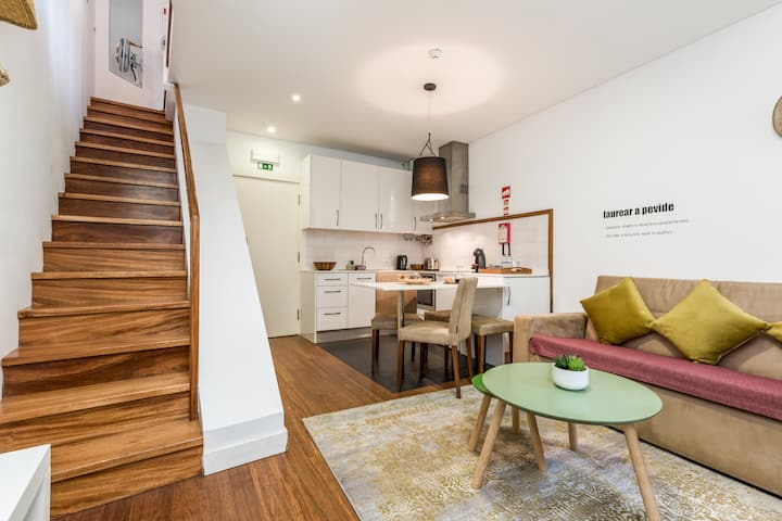 One Room Duplex With Terrace "Laurear A Pevide" - Porto
