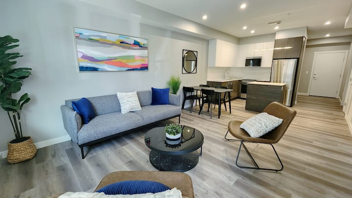 2 Bed 2 Bath - Steps From Uofa - Edmonton, Canada