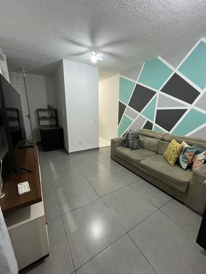 Aconchegante Apto De 2 Dorms - Embu das Artes
