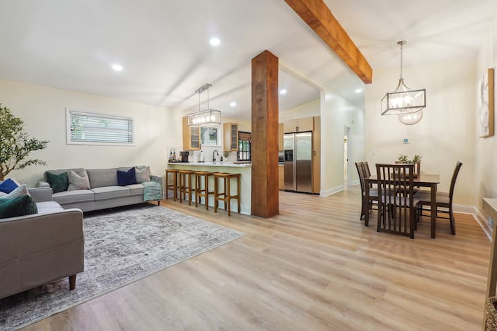 Oasis In Atl- 3br/2ba Lux Serene Bungalow W/pool - Atlanta, GA