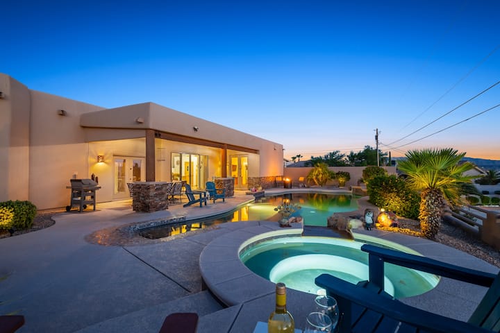 Lakeside Cactus Retreat: Pool+spa, Lake Views, 4bd - Lake Havasu City, AZ