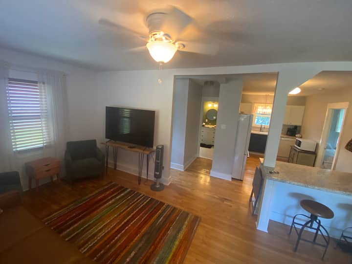 Cozy Cottage Near Maytag Park - 아이오와