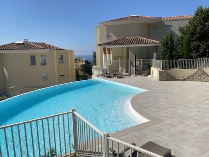 2 Pièces Calme Terrasse Et Piscine - Nice