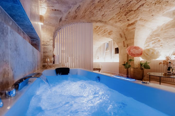 Suite Venusa • Jacuzzi Privé • Centre Montpellier - Montpellier