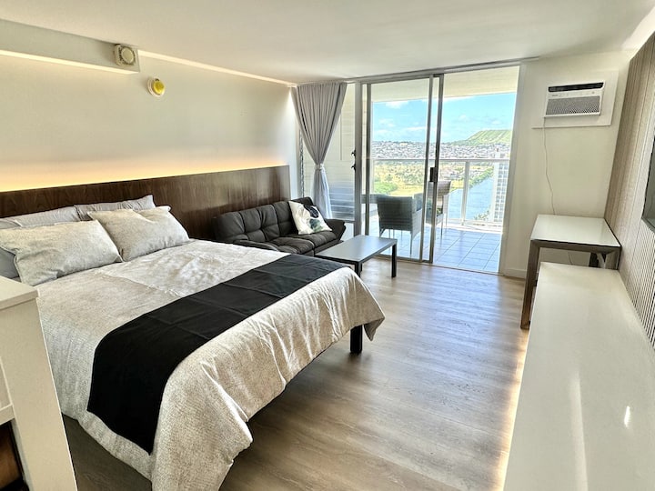Remodeled Furnished Waikiki Unit - Honolulu