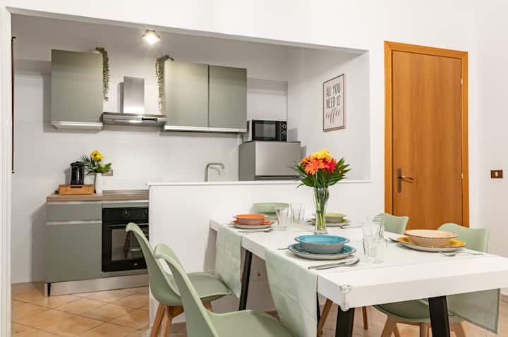 Your Home At The Cathedral - Palermo Cozy Flat - Palermo