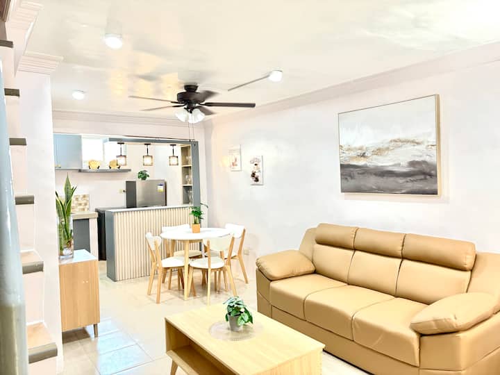 Unit Ai- Affordable Home Near Mactan Cebu Airport - Lapu-Lapu City
