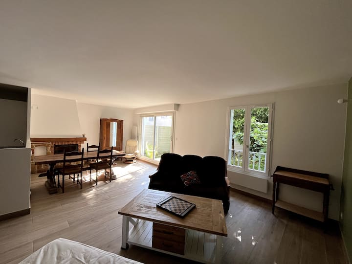 Maison Calme Et Tranquille - ibis Paris Orly Rungis