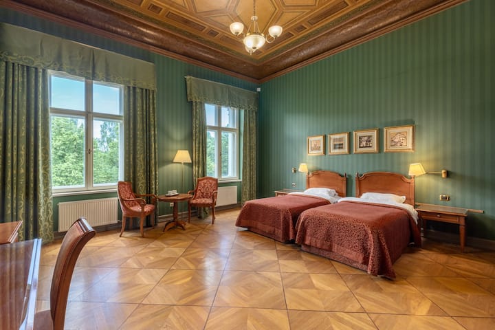 Superior Twin Room | The Benjamin House - Riga