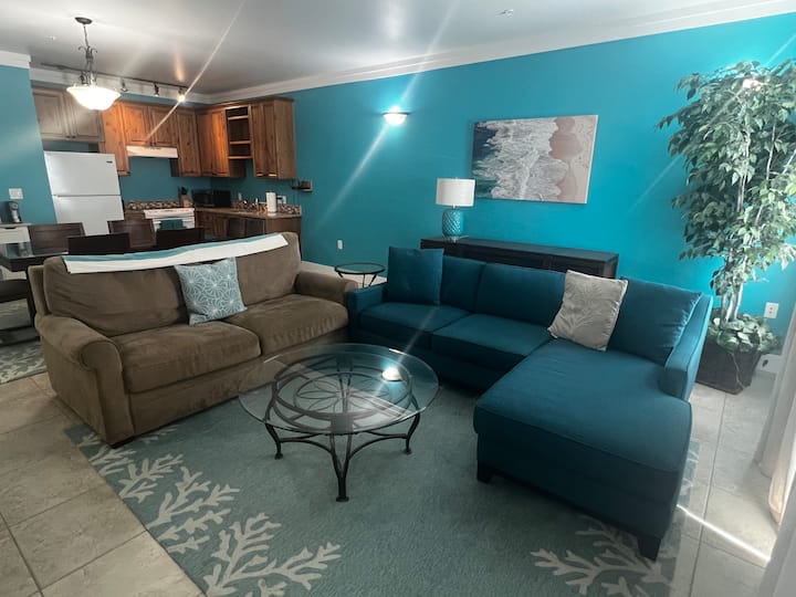 Welcome To Chrissy's Cb Suite! - Crescent Bar, WA