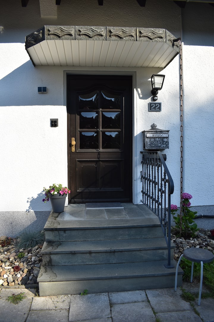 Schöne Wohnung In Oberhausen - Oberhausen