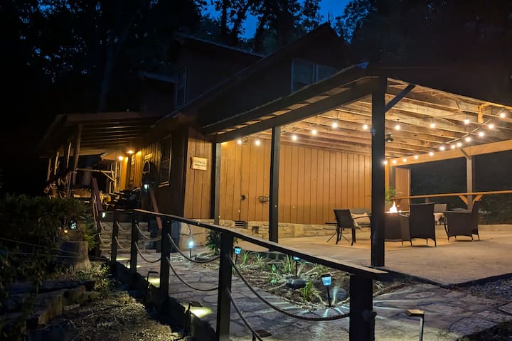 Hickory Hideaway: 5 Mins To I65, Pac-man+nfl Blitz - Columbia, TN