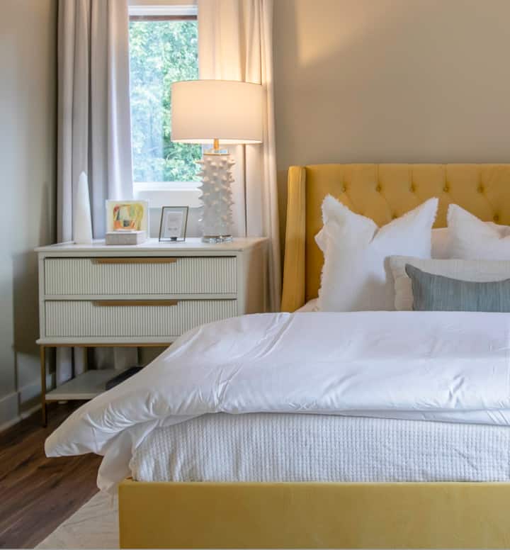 The Laurel, Discounted Rate For The Citadel Game! - Oxford, MS