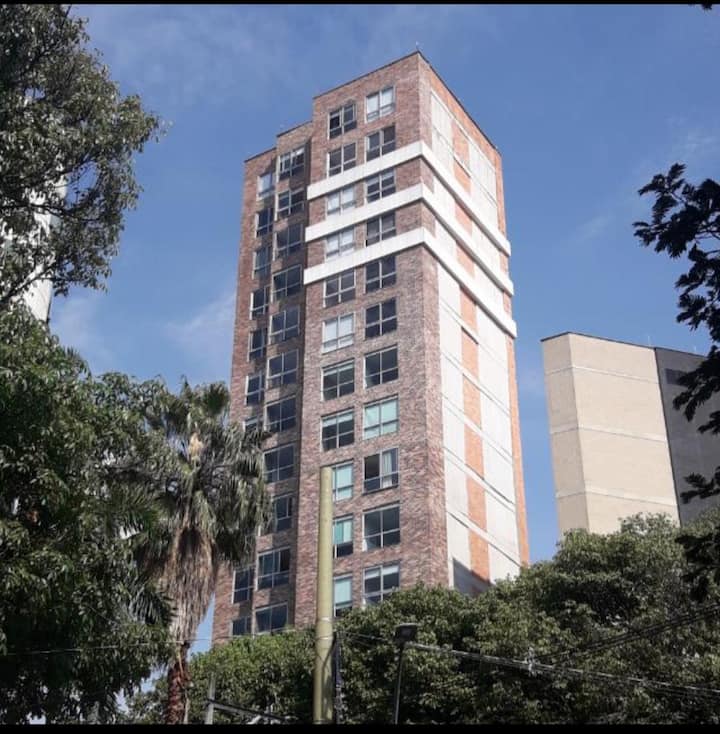 Laureles San Peter Aparta Suite En La 70 - Medellín