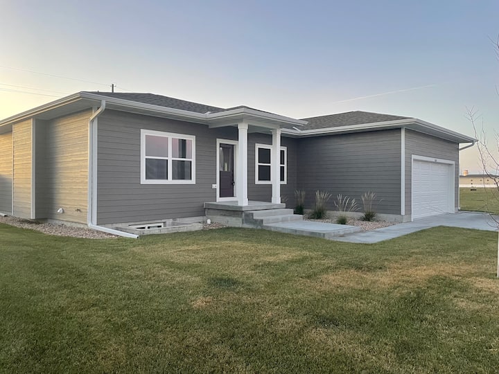 John's Island Retreat Ii - Grand Island, NE
