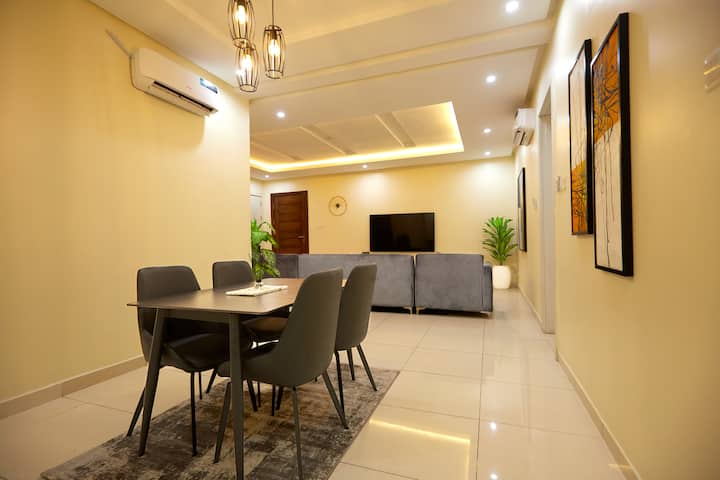 Spacious 3-bedroom Apartment: - Lagos