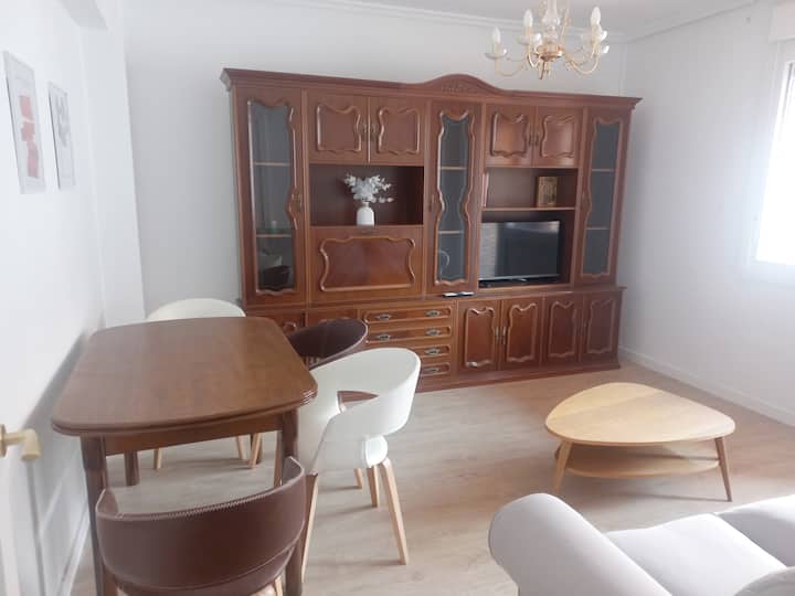 Apartamento En El Centro Con Terraza - Zarautz