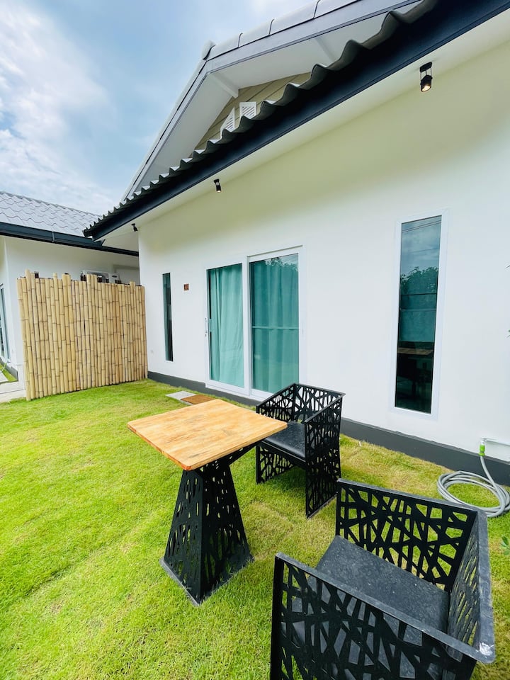 Spacious Family & Pet Friendly House - Ko Pha Ngan