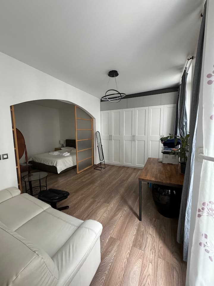 Spacieux 2 Pièces - Coeur De Paris - Paris