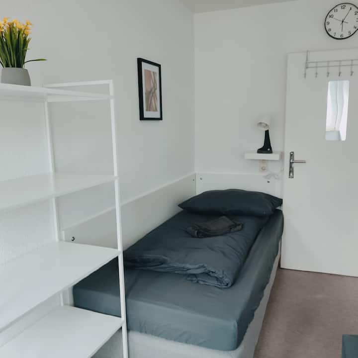 Zentrale Wohnung Gr. Düsseldorf - Neuss