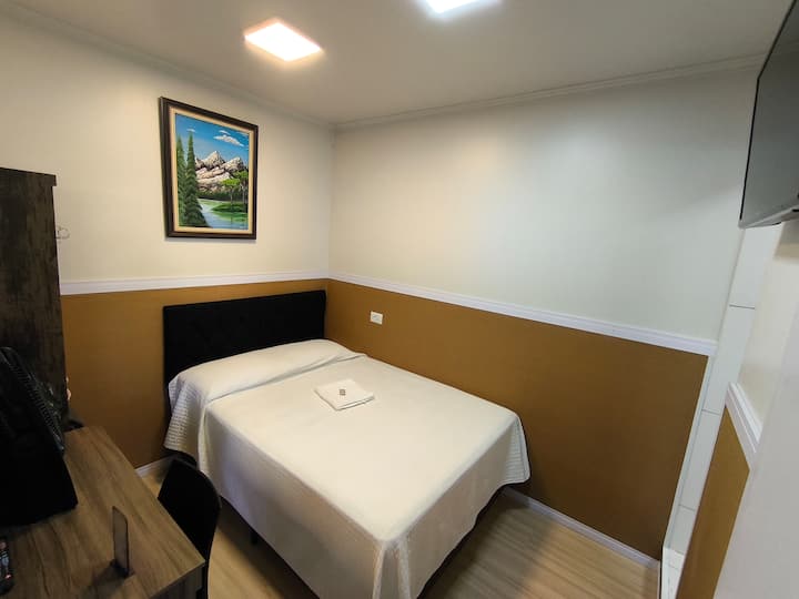 Quarto Casal Sem Ar Condicionado - ブラジル カストロ