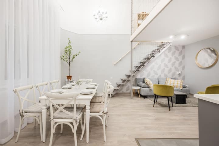 Spacious And Charming Apartment In The Centre - Budapest