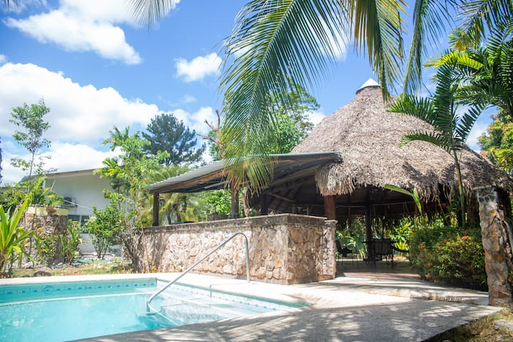 Casa En Playa Santa Clara Con Piscina - Panamá