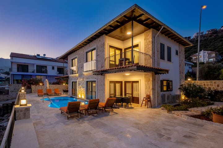 White Garden Villas 
Villa Simena - Kaş