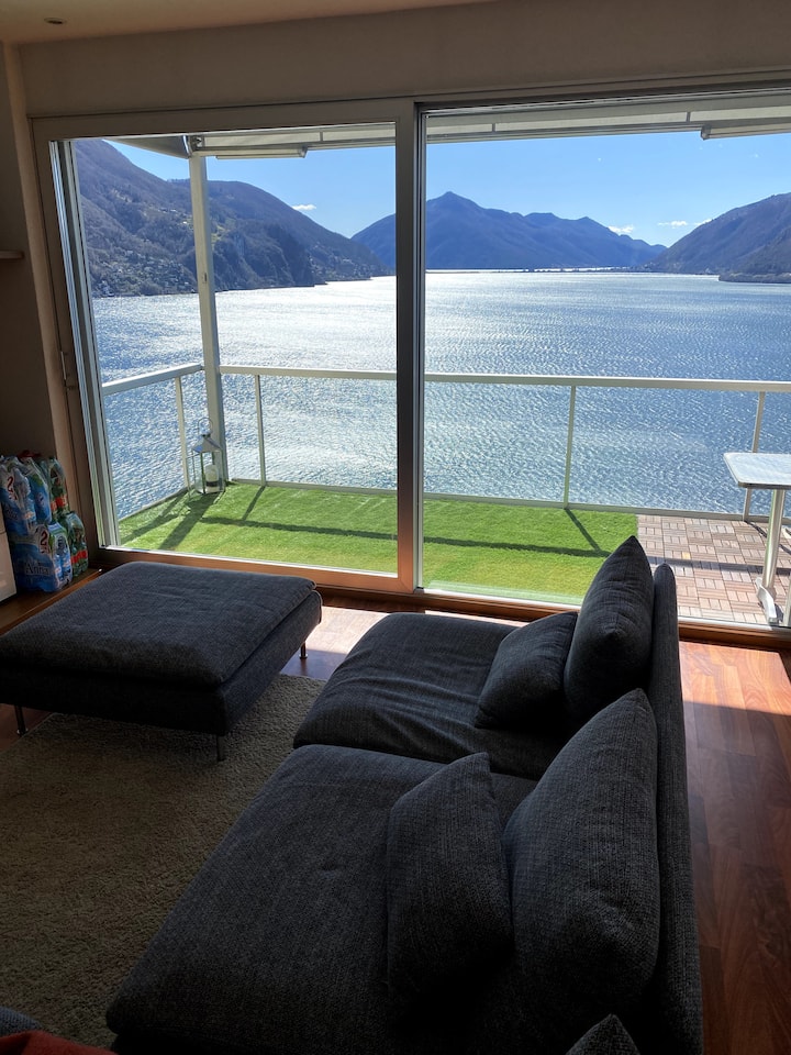 Attico Con Vista Panoramica Sul Lago - Due Camere - Lugano