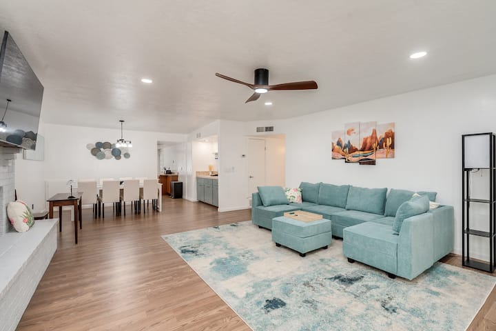Eastside Stylish 4 Bedroom Retreat With Pool - Tucson, AZ