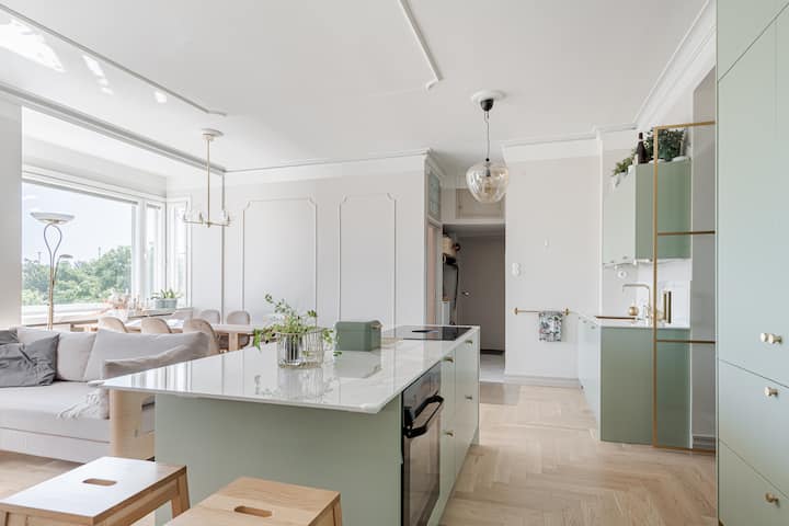 Luxury Location By The Stadium 74m2 + Parking - Helsinki