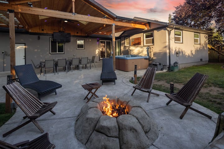 The Mixture: 12 Min To Uo/autzen - Eugene, OR