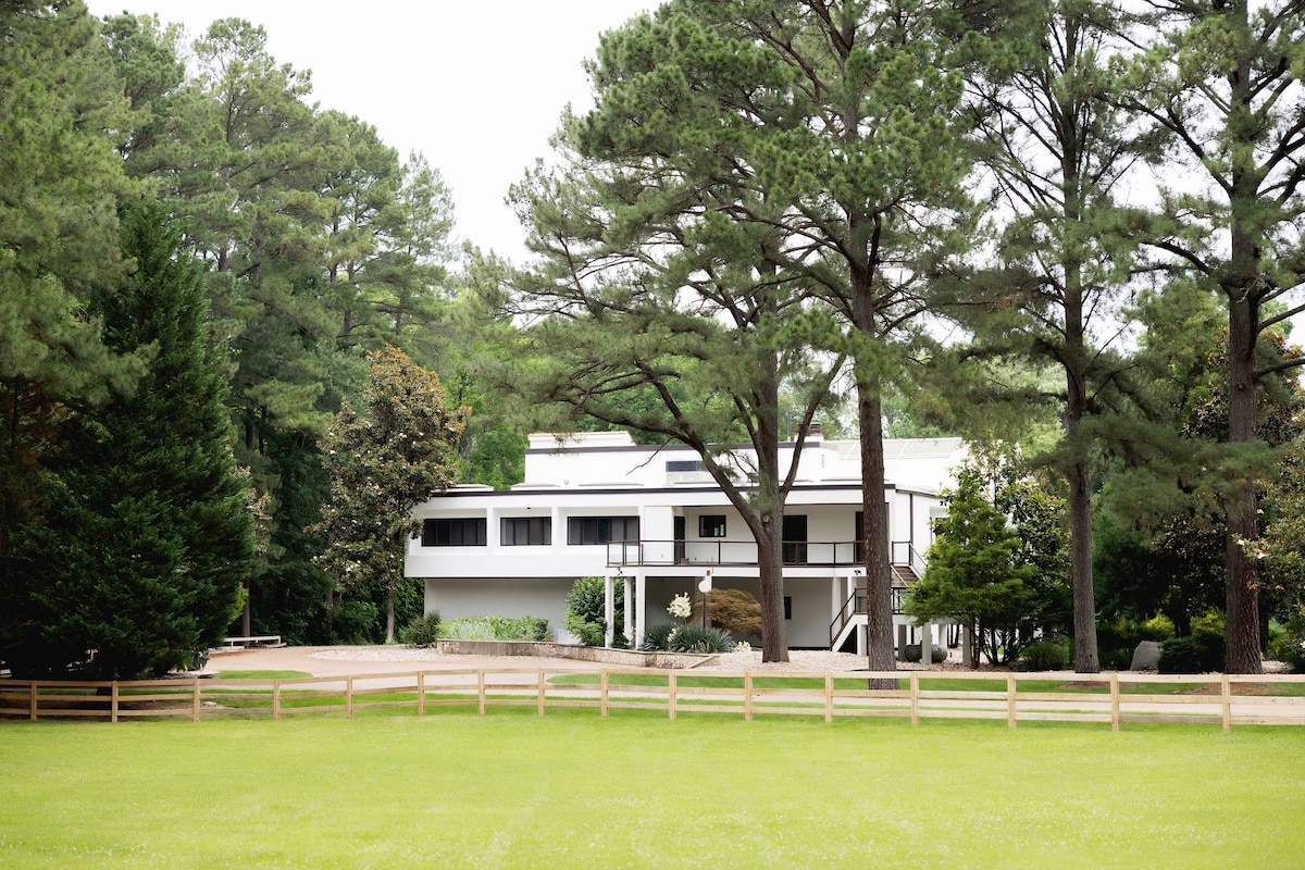 Miracle on the James Manor - Houses for Rent in Midlothian, Virginia ...