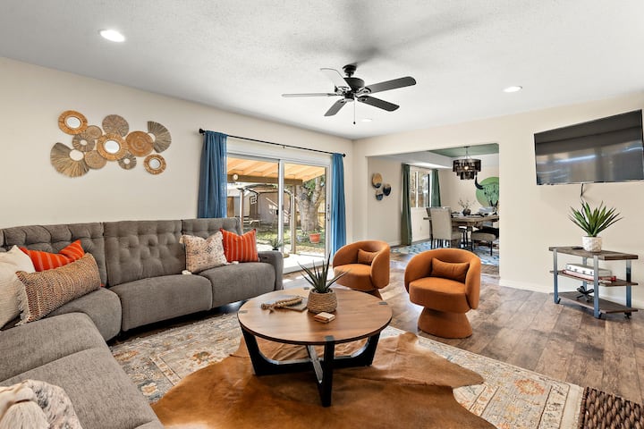 Western Art Inspired Home & Pool - Boise, ID