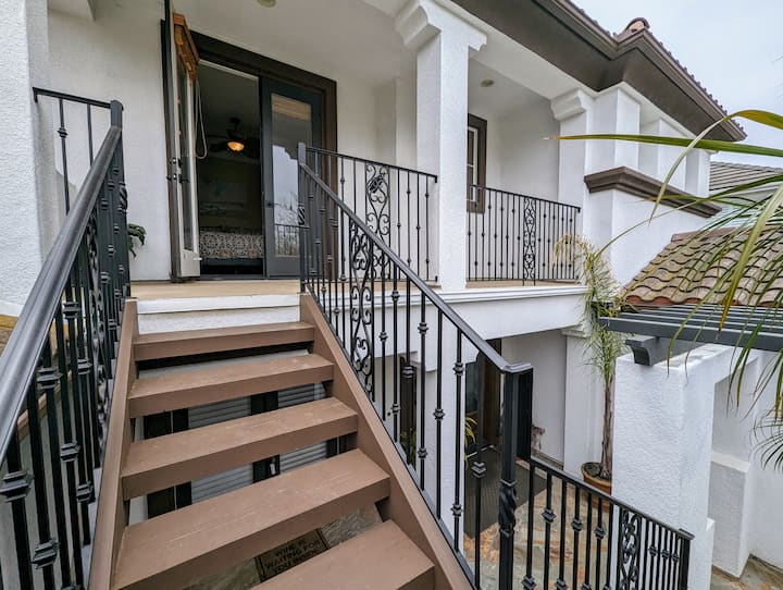 Ventura Guest Quarters - Ventura, CA