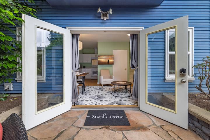 Sunlit Cottage Capitol Hill - Ballard - Seattle