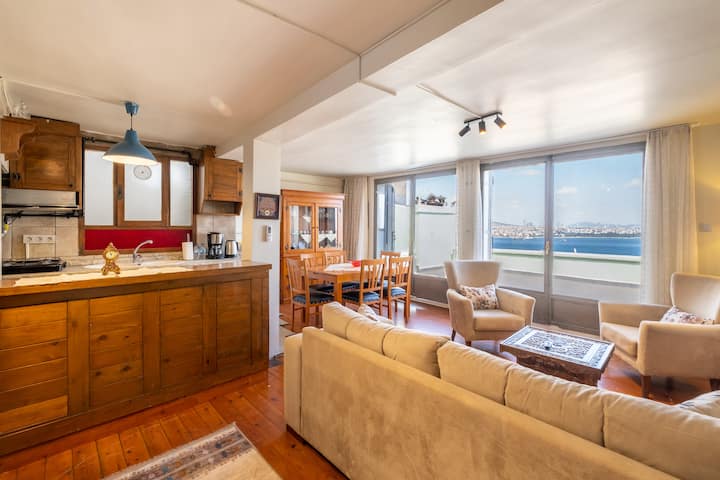 Stunning 2br Apt W/ Breathtaking View & Terrace - Karaköy
