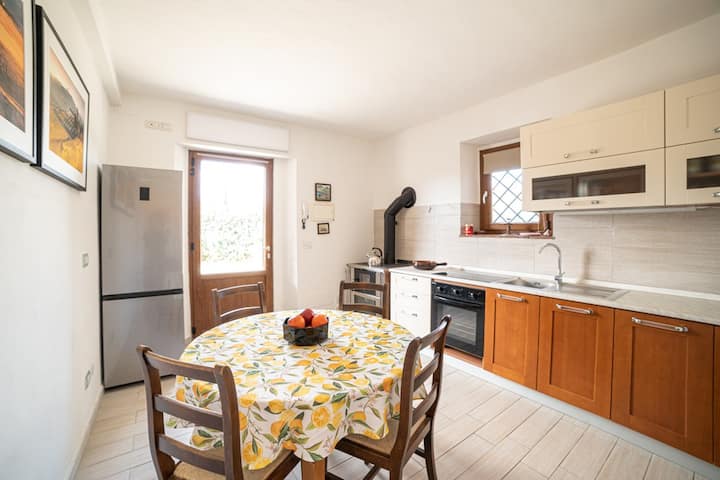 Locale Confortevole - San Gimignano