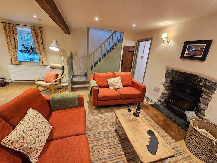 Ty Newydd Cosy Cottage - Betws-y-Coed