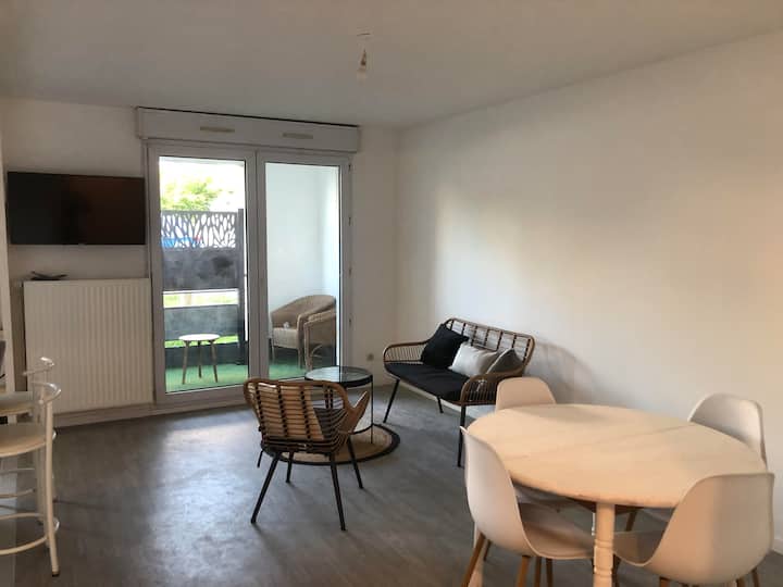 Appart T3 Moderne Avec Balcon - Sautron
