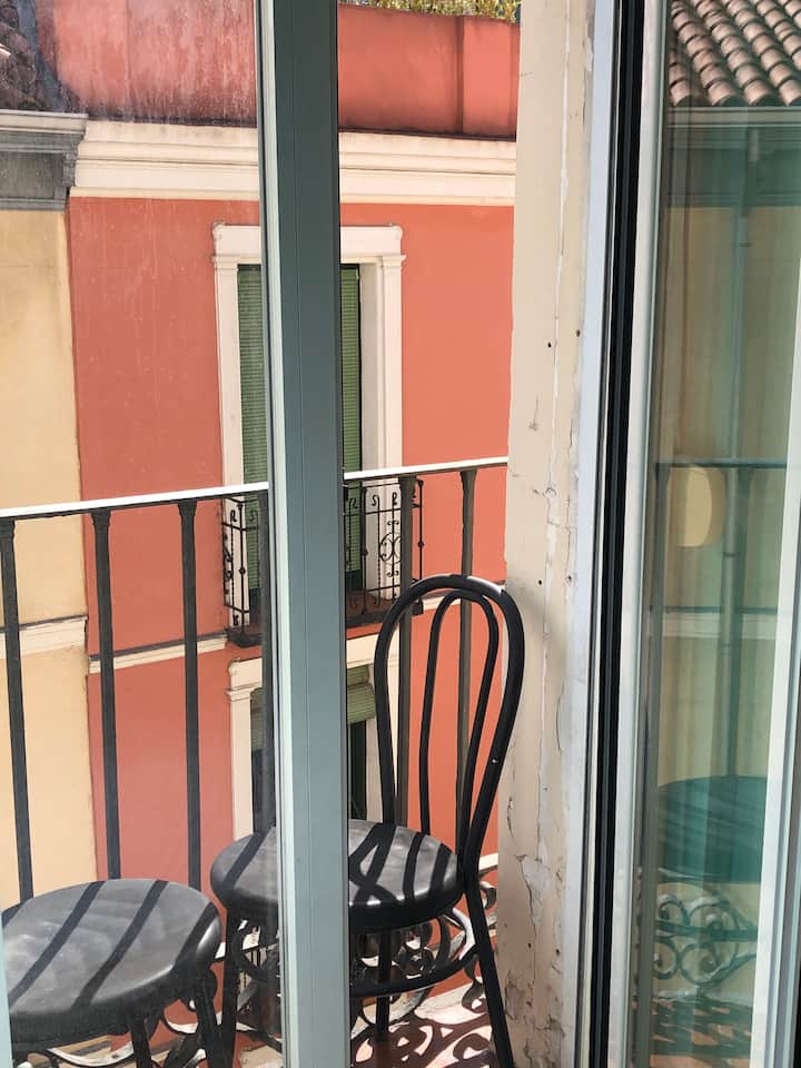 Apartamento En Malasaña Centro Madrid - 마드리드