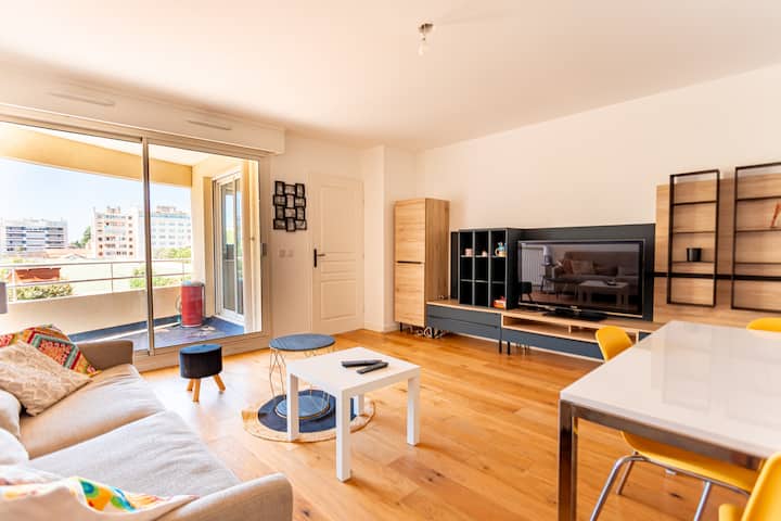 ÉLégant & Spacieux T2, Clim, Stade Vélodrome - Jardin de la Magalone de Marseille